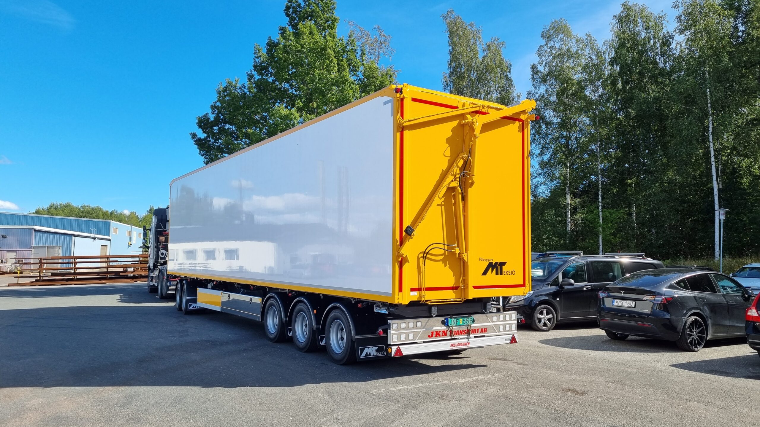 JKN Entreprenad AB - Eksjö Maskin & Truck AB